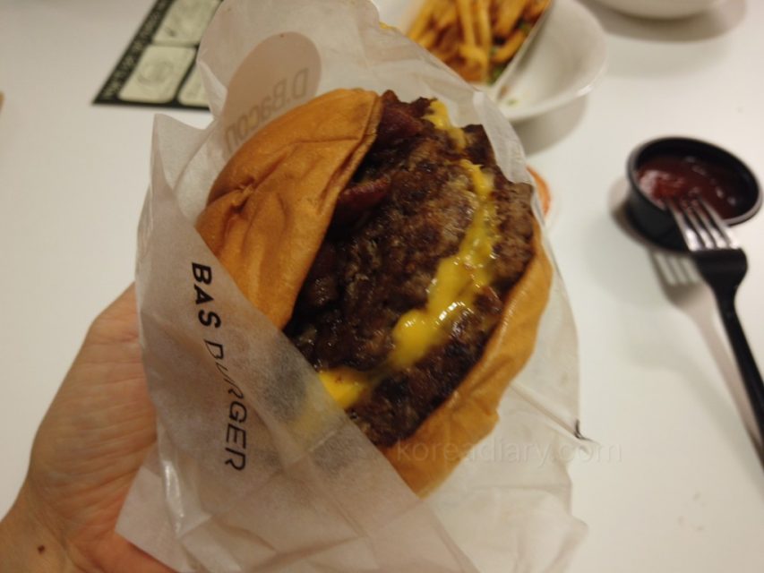 BAS BURGERを出前注文してみた♪ - ：：韓国で暮らしてみたら：：